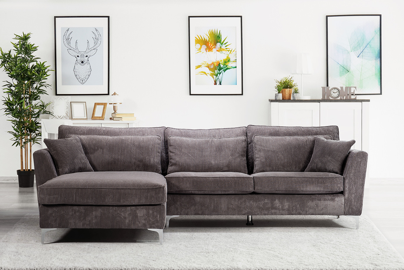 Décoration : pourquoi choisir un canapé coloré ? Quels sont les ...